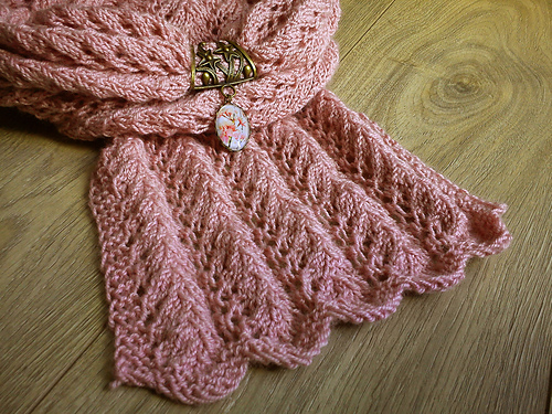 Ravelry: ScampiFactory's Strangling Vine Lace Scarf