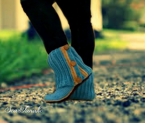 Ravelry: Adult Wrap Boots pattern by ScarFanatic1