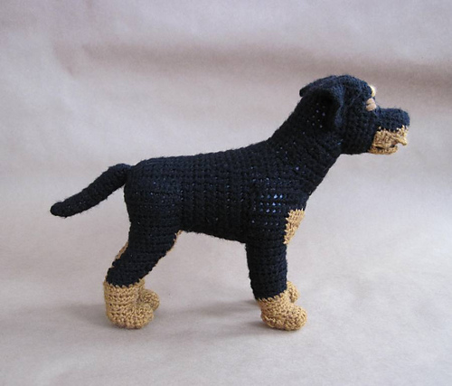 Ravelry: Rottweiler pattern by Christine Lucas