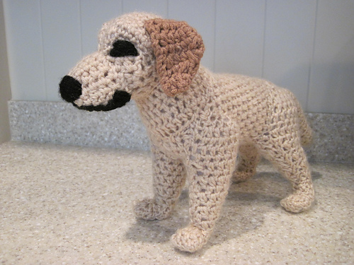 Ravelry: Labrador Retriever pattern by Christine Lucas