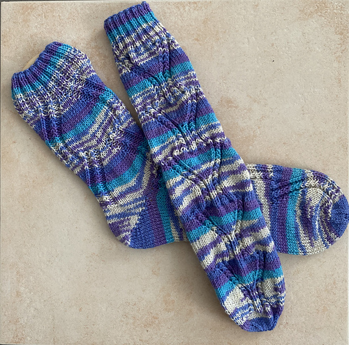 Ravelry: Sockenmuster May pattern by Petra Baur