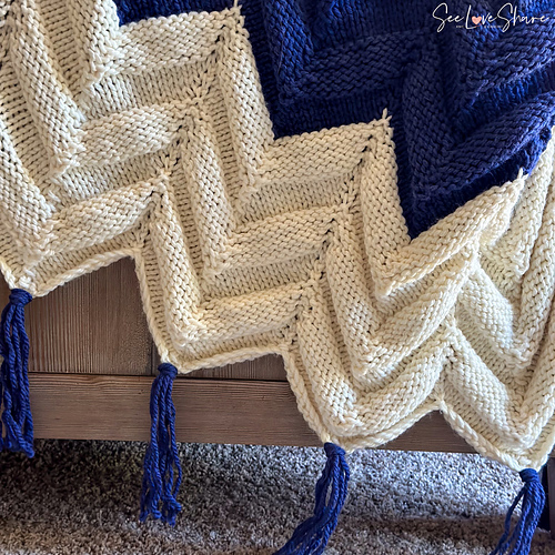 Ravelry: Easy Peasy Chevron Chunky Throw pattern by See Love Share