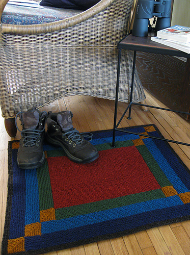 Ravelry: Quilt Block Rug pattern by Therese Chynoweth