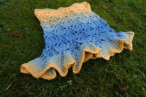 Ravelry: Helios Dragon cowl pattern by Red and the Wolf Designs