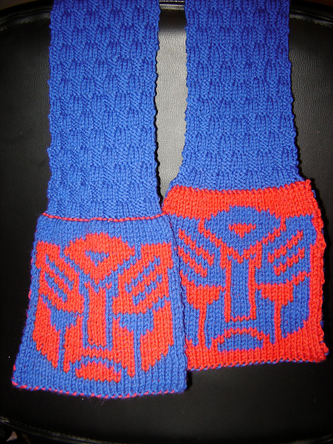 Ravelry: Autobot Scarf pattern by Shadow Byrd