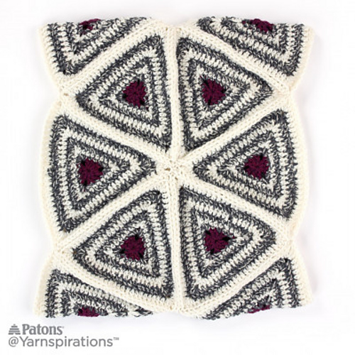 Ravelry: Radiating Triangles Cowl pattern by Emily Berney