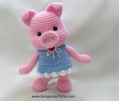 Ravelry: Dress Up Pigs pattern by Sharon Ojala