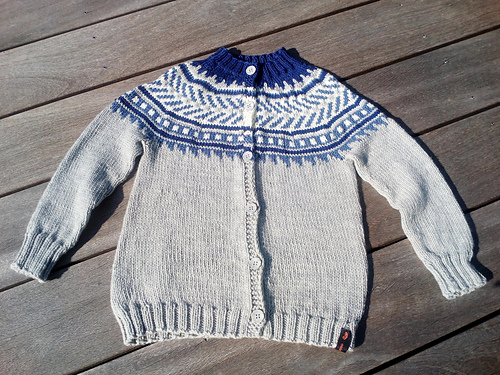 Ravelry: S27-31 Little Adventure Jacket pattern by DROPS design