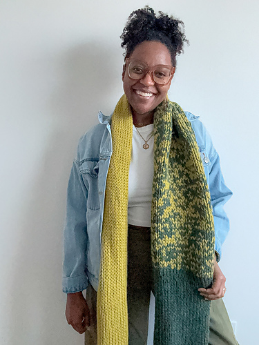 Ravelry: Two-Tone Flow Scarf pattern by She Tried It!