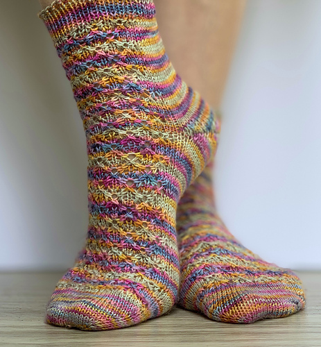 Ravelry: Interconnection pattern by Sheila Bond