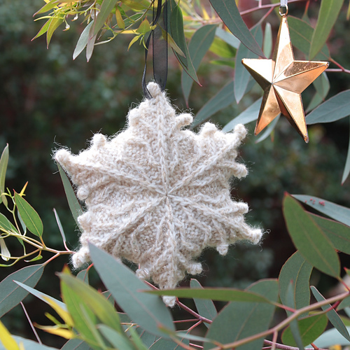Ravelry: Ice Crystal Snowflake Ornament pattern by Shelley Cormick