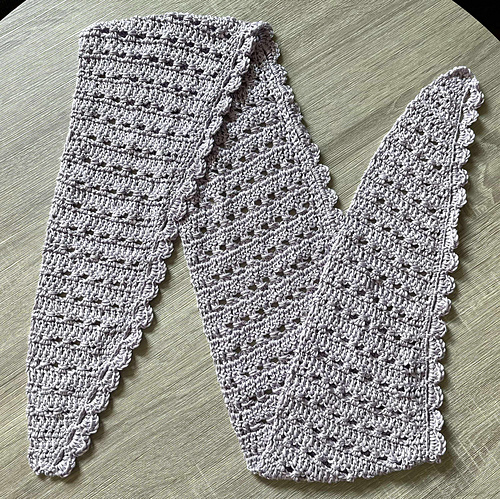 Ravelry: Down Under Scarf pattern by Canoe Mtn Designs