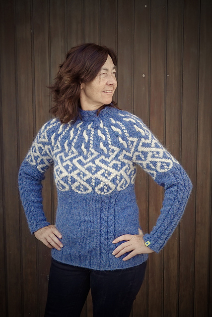 Ravelry: Designs by Shiona Rizza