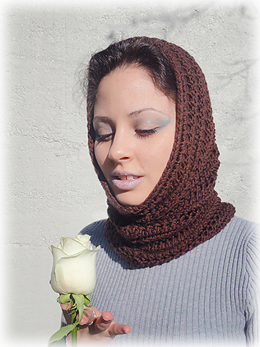 Ravelry: Shapeshifting Cowl pattern by Shiri Mor