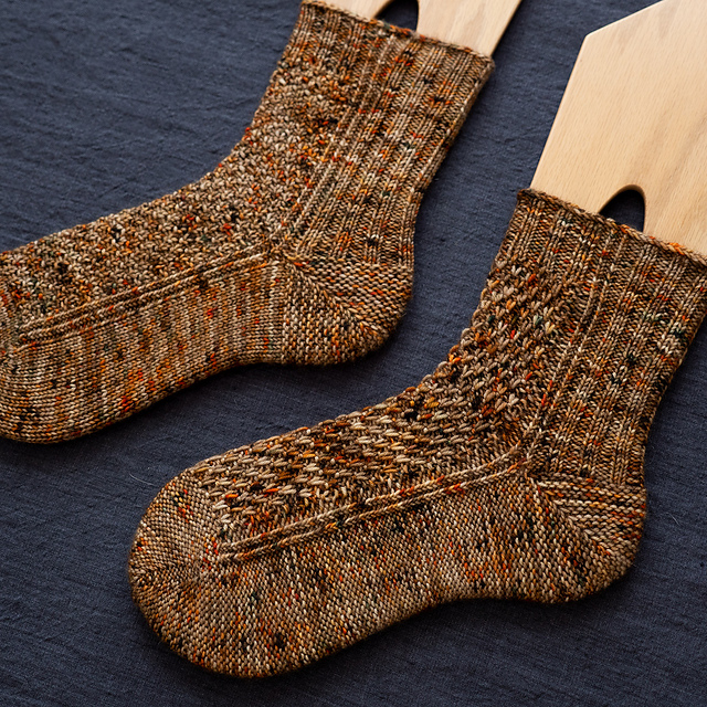 Ravelry: Kitutuki Reversible pattern by Yucca