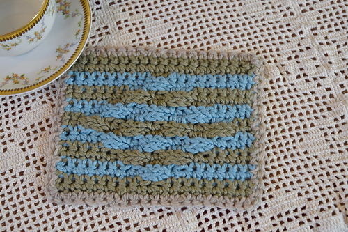 Ravelry: Mosaic Potholder pattern by Sia Karamalegos