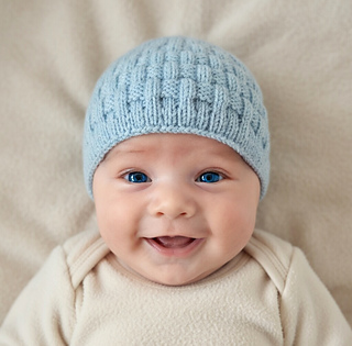 Ravelry: Willow wood baby hat pattern by La boutique de Jeanne