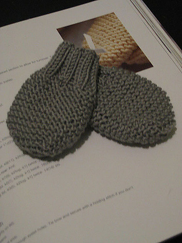 Ravelry: Simple Bootees and Scratch Mitts pattern by Claire Montgomerie