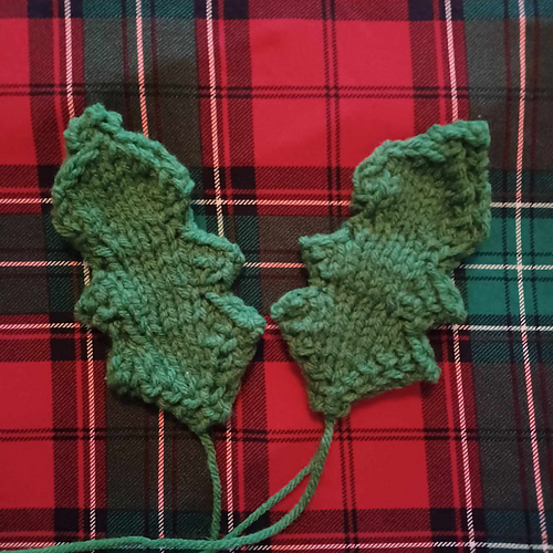 Ravelry: Holly Leaf pattern by Rhonda Hogarth