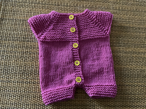 Ravelry: Little Babbity Baby Romper pattern by marianna mel