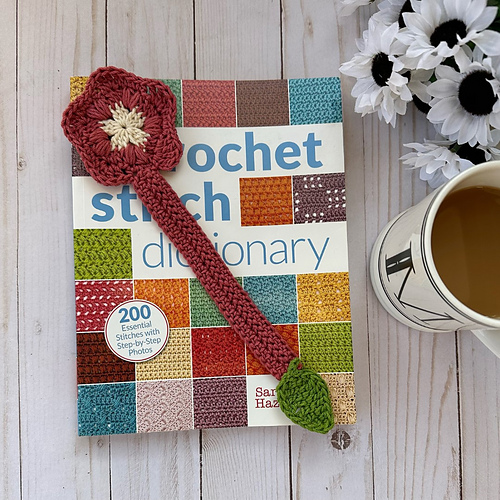 Ravelry: Hibiscus Bookmark pattern by Melanie Jane