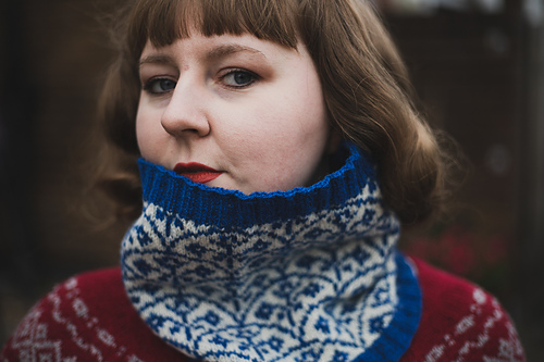 Ravelry: Selbu Cowl pattern by Skeindeer Knits