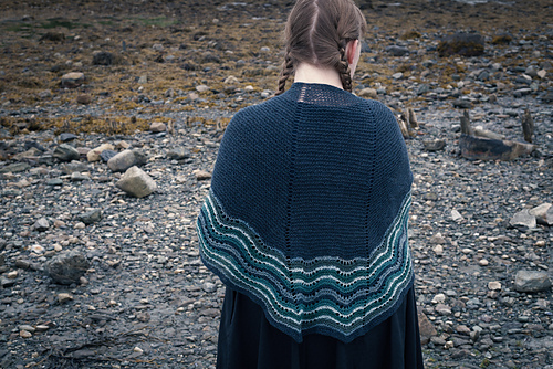 Ravelry: Old Shale Shawl pattern by Skeindeer Knits