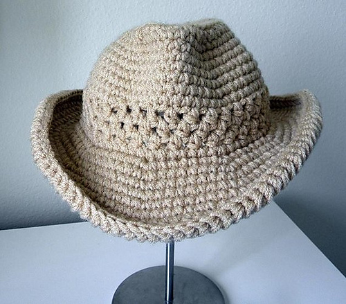 Ravelry: Cowboy Hat pattern by Rebecca Smit