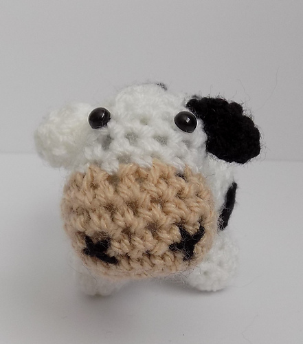 Ravelry: mini farmyard animals pattern by Karen Goss