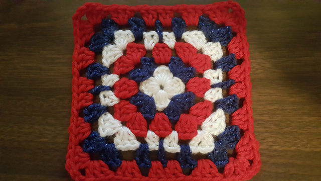 Ravelry: Country Chic 6" Granny Square pattern by Dana Sullivan