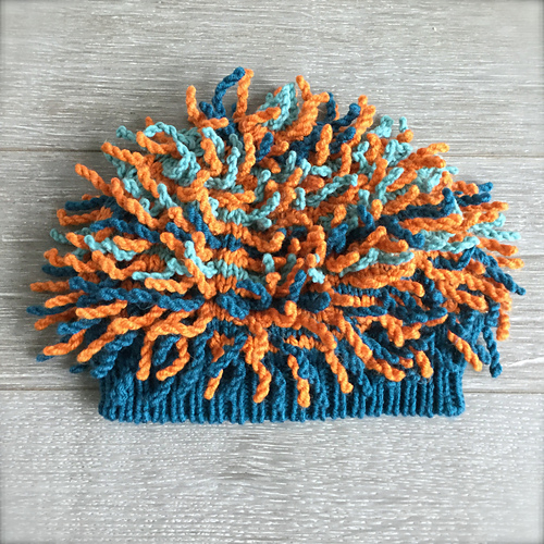 Ravelry: Anemone Hats pattern by Cat Bordhi