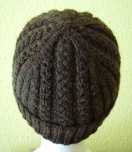 Ravelry: # 10 Friends Hat pattern by Anja Stricklust