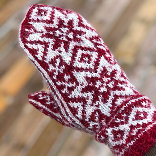 Ravelry: Emma's Ice Flower Mittens pattern by Runningyarn