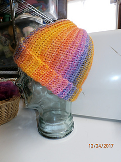 Ravelry: Sojustask's Ribbed-Bun Hat