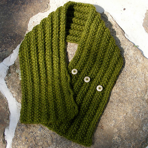 Ravelry: romney button-up neck wrap pattern by Sue Burke