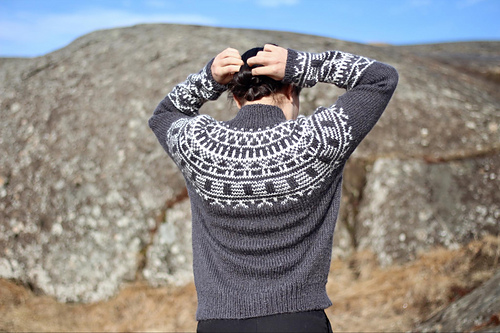 Ravelry: Inuk Fluffy pattern by Lisa Solrun Christiansen