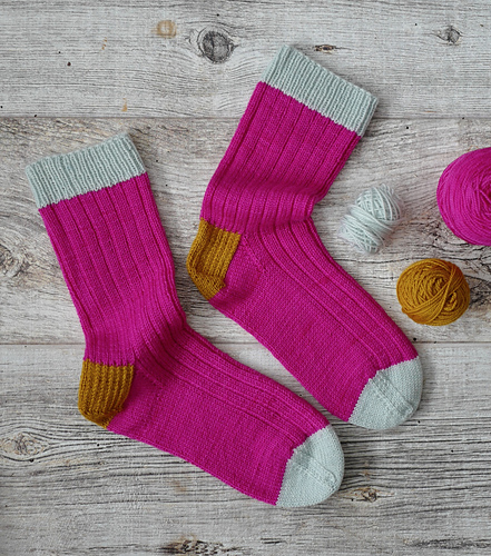 Ravelry: Sonder Socks pattern by Sonder Yarn Co.