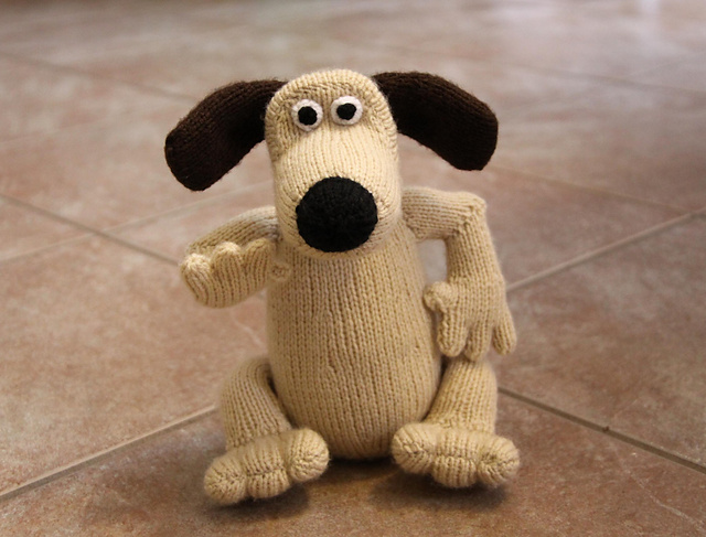 Ravelry: Gromit pattern by Alan Dart