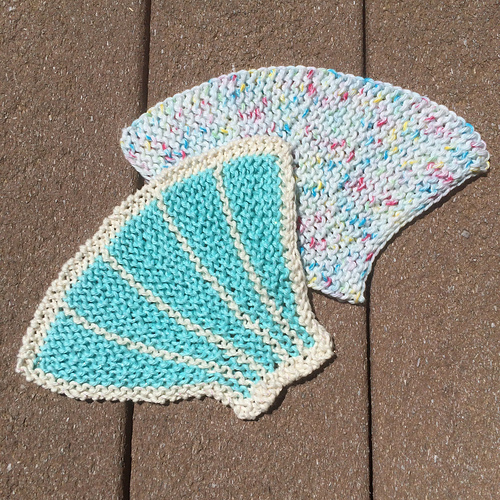 Ravelry: Seashell Coasters for the Loom pattern by Heather Lynn
