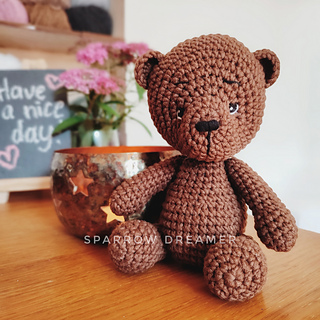 Ravelry: Brownie the bear pattern by Liubov Ponomarenko