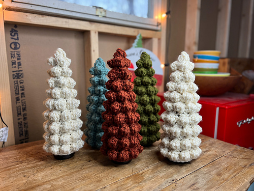 Ravelry: Christmas Tree Wine Topper pattern by Christine Blue