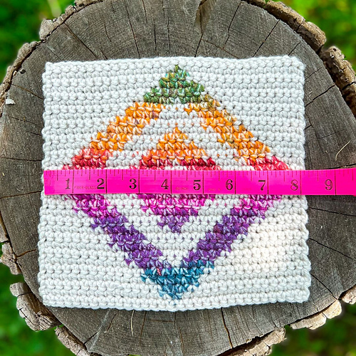 Ravelry: Diamond Square pattern by Christine Blue