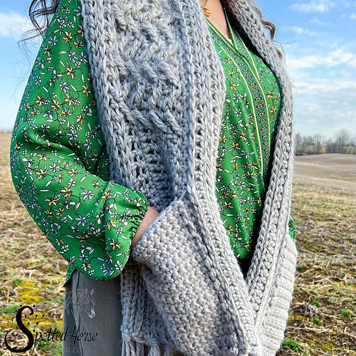 Ravelry: Arrow Pocket Scarf pattern by Christine Blue