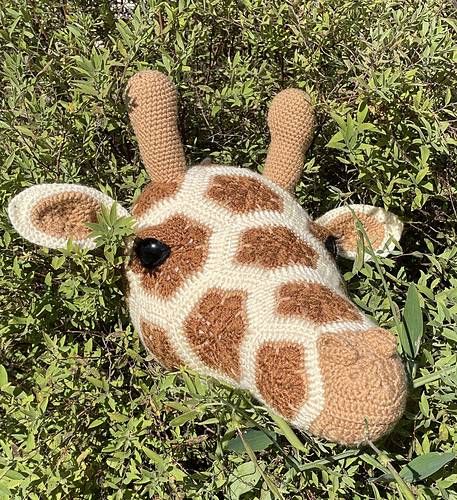 Ravelry: Gerald the African flower giraffe head pattern by selina page