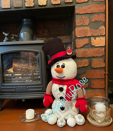 Ravelry: African Flower standing snowman pattern by selina page