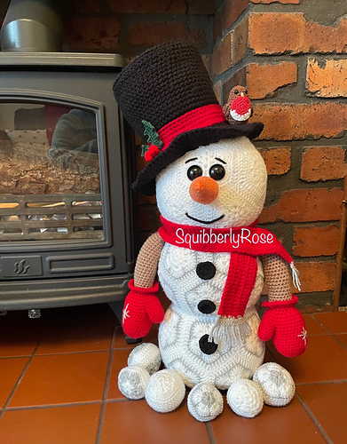 Ravelry: African Flower standing snowman pattern by selina page