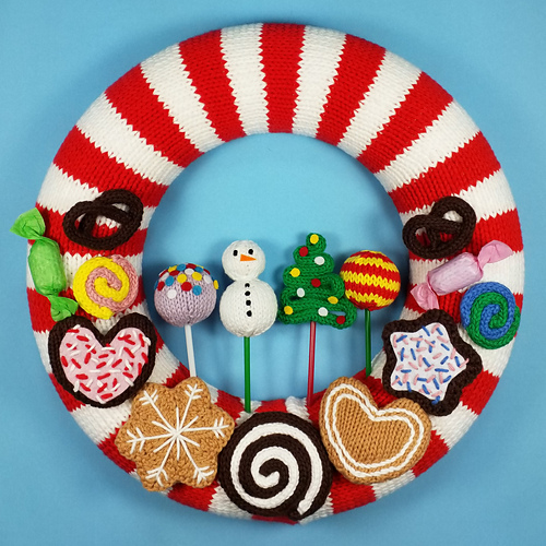 Ravelry: Sweet Treats Wreath pattern by Squibbly Bups