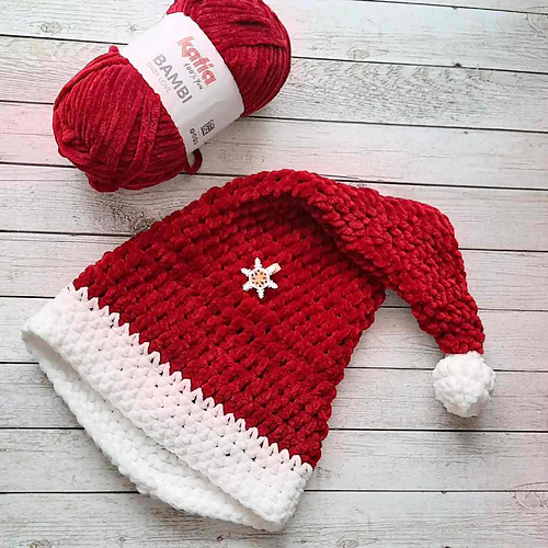Ravelry: Chunky Santa Hat pattern by May Shehab