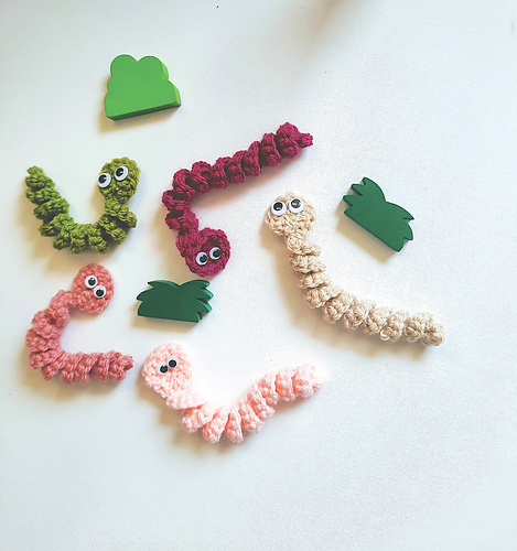 Ravelry: Worry Worms pattern by May Shehab