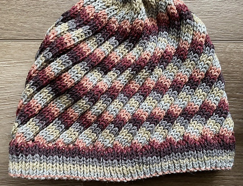 Ravelry: Checkerwork Hat pattern by Vexy